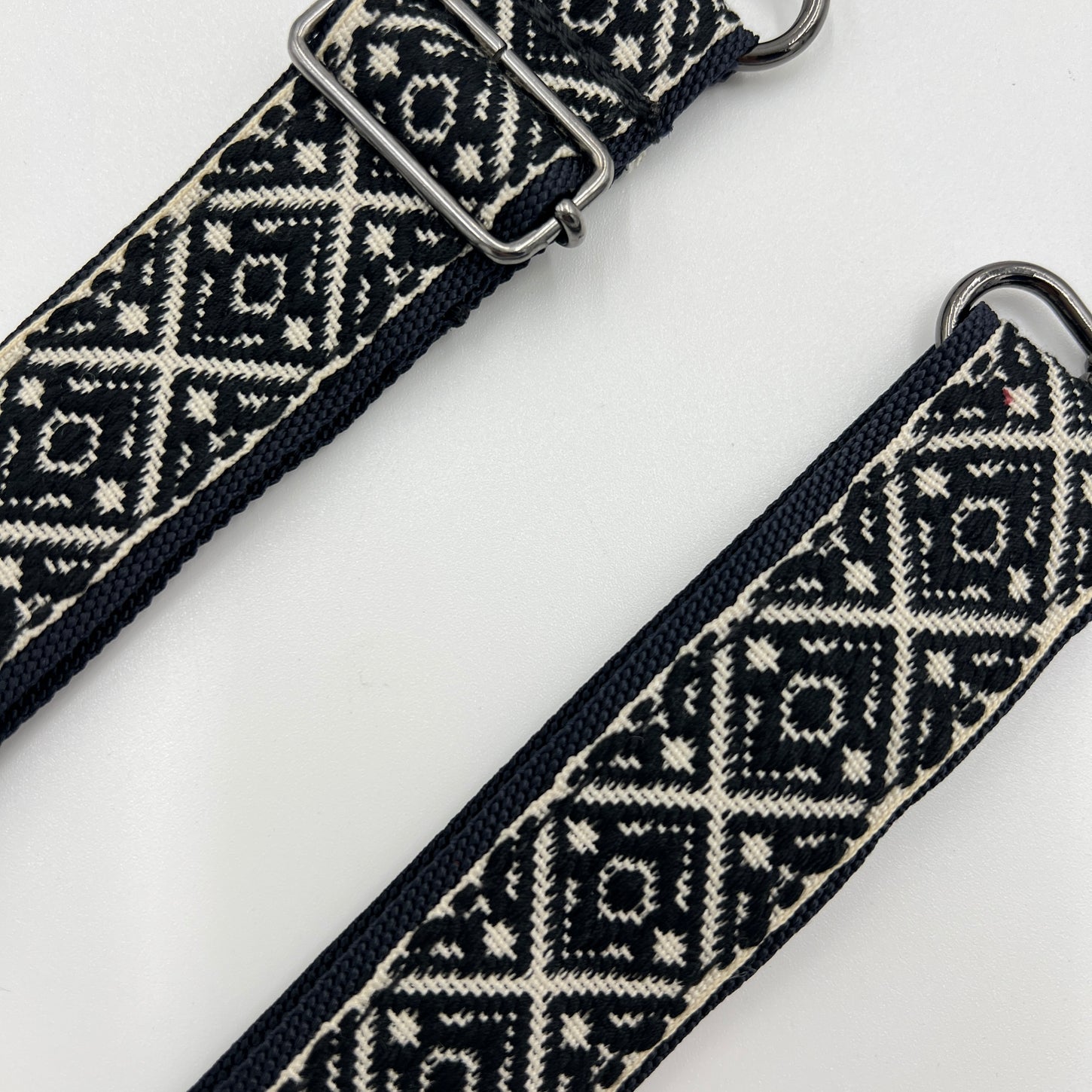 Upcycled and Sustainable Colorful Shoulder Straps - Bagabù